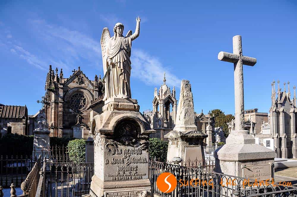 Poblenou Cemetery in Barcelona |Things to do in Poblenou