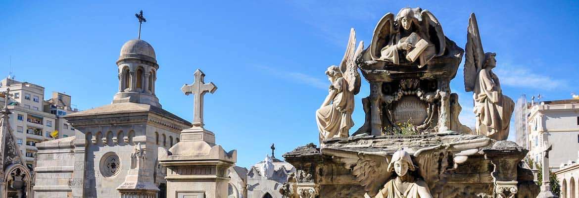 Poblenou Cemetery in Barcelona |Things to do in Poblenou